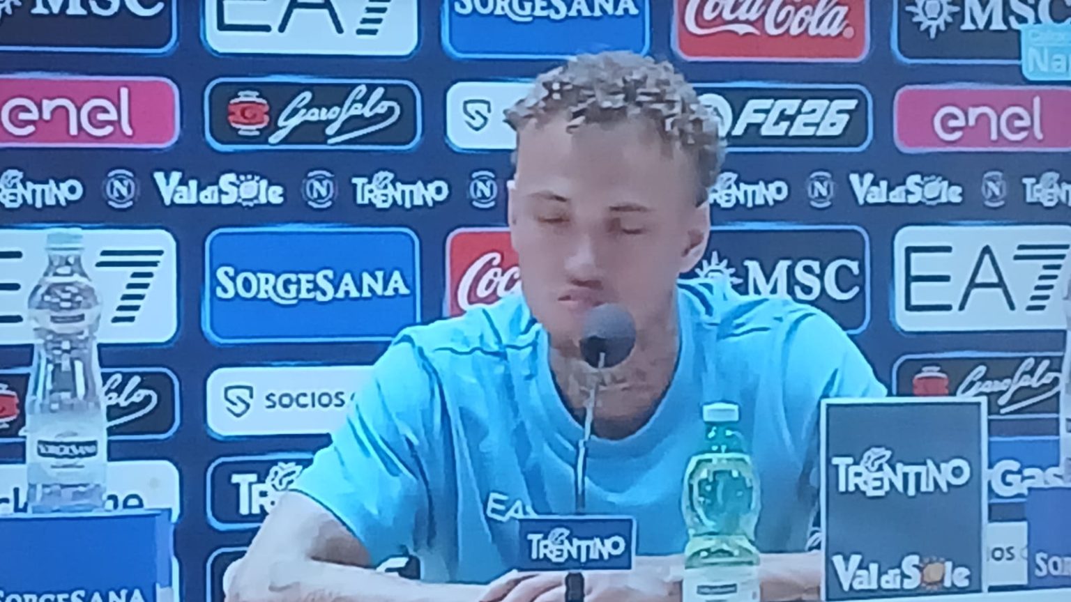 Noa Lang : ” Tatuaggi su una squadra ! Nessuno . Kvara ? Io sono Lang
